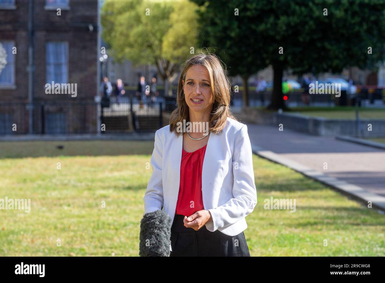 Helen whately minister hi-res stock photography and images - Alamy