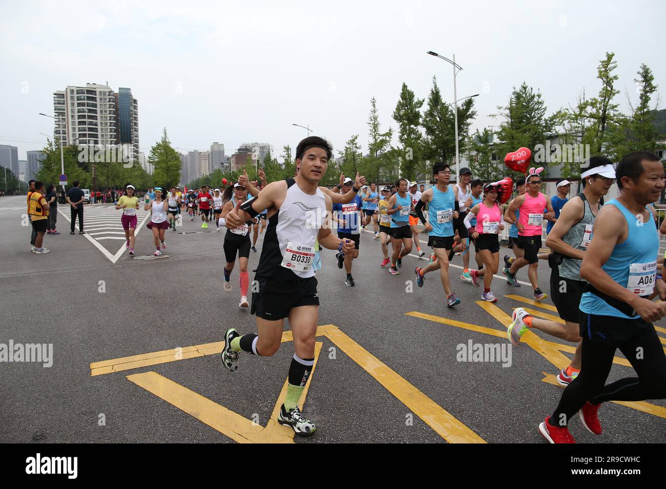 The 2023 Kunming Anning Hot Spring Plateau Half marathon kicks off in ...