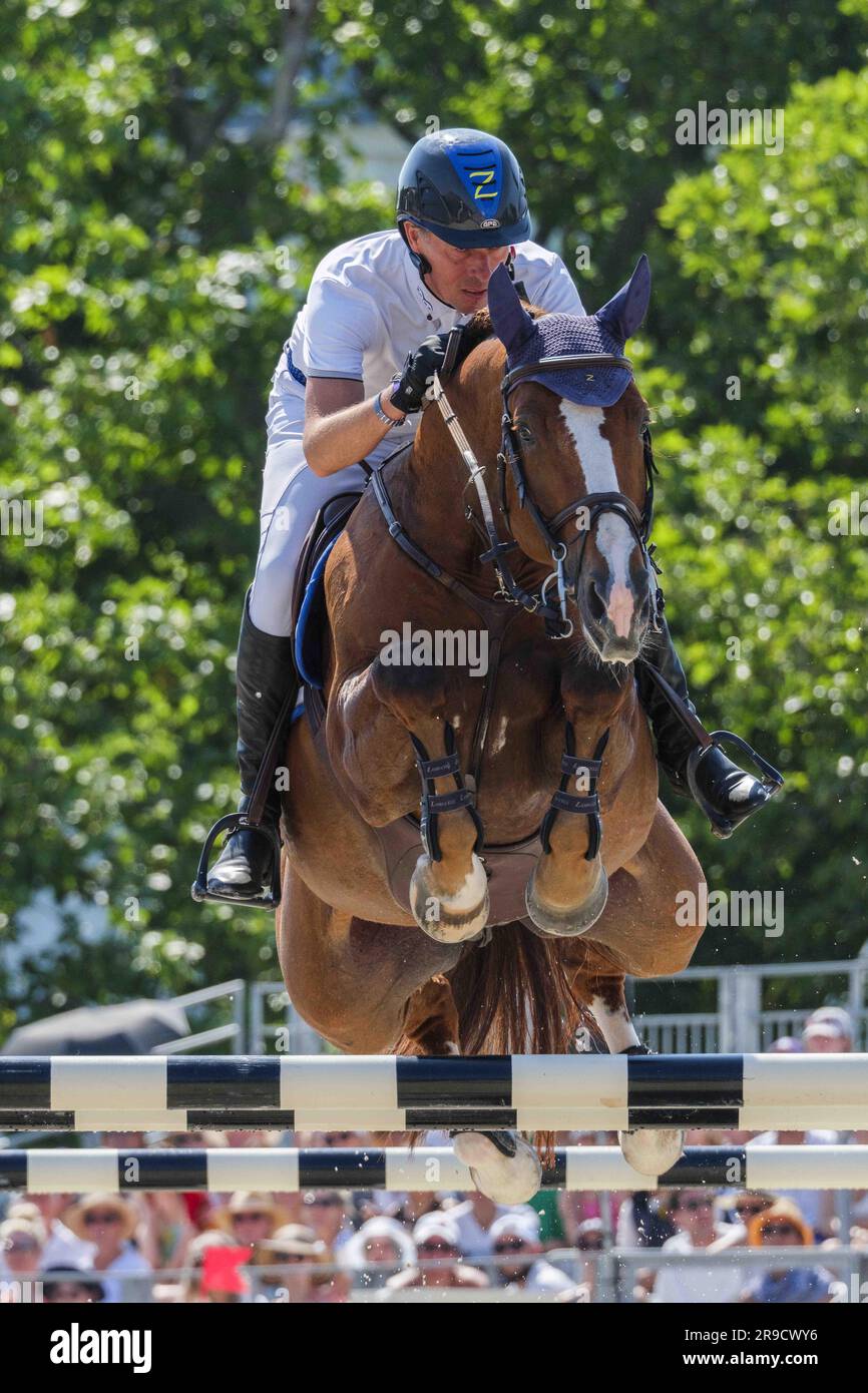 Christian Ahlmann riding OTTERONGO ALPHA Z during the Longines Paris ...