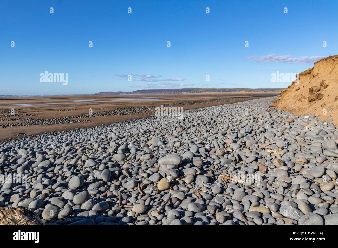 Low Tide View Looking Over Northam Beach & Taw Torridge Estuary To ...