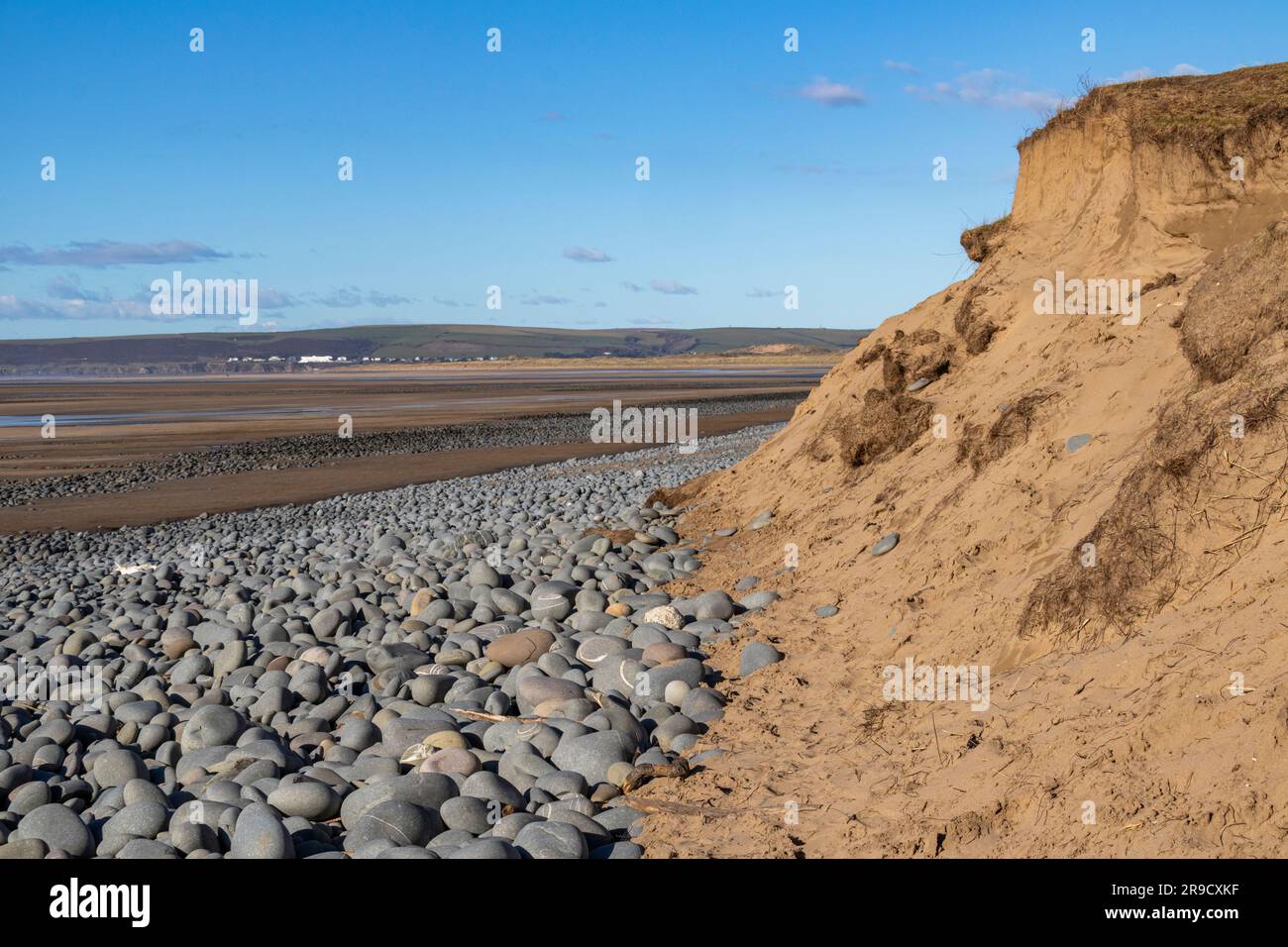 Low Tide View Looking Over Northam Beach & Taw Torridge Estuary To ...