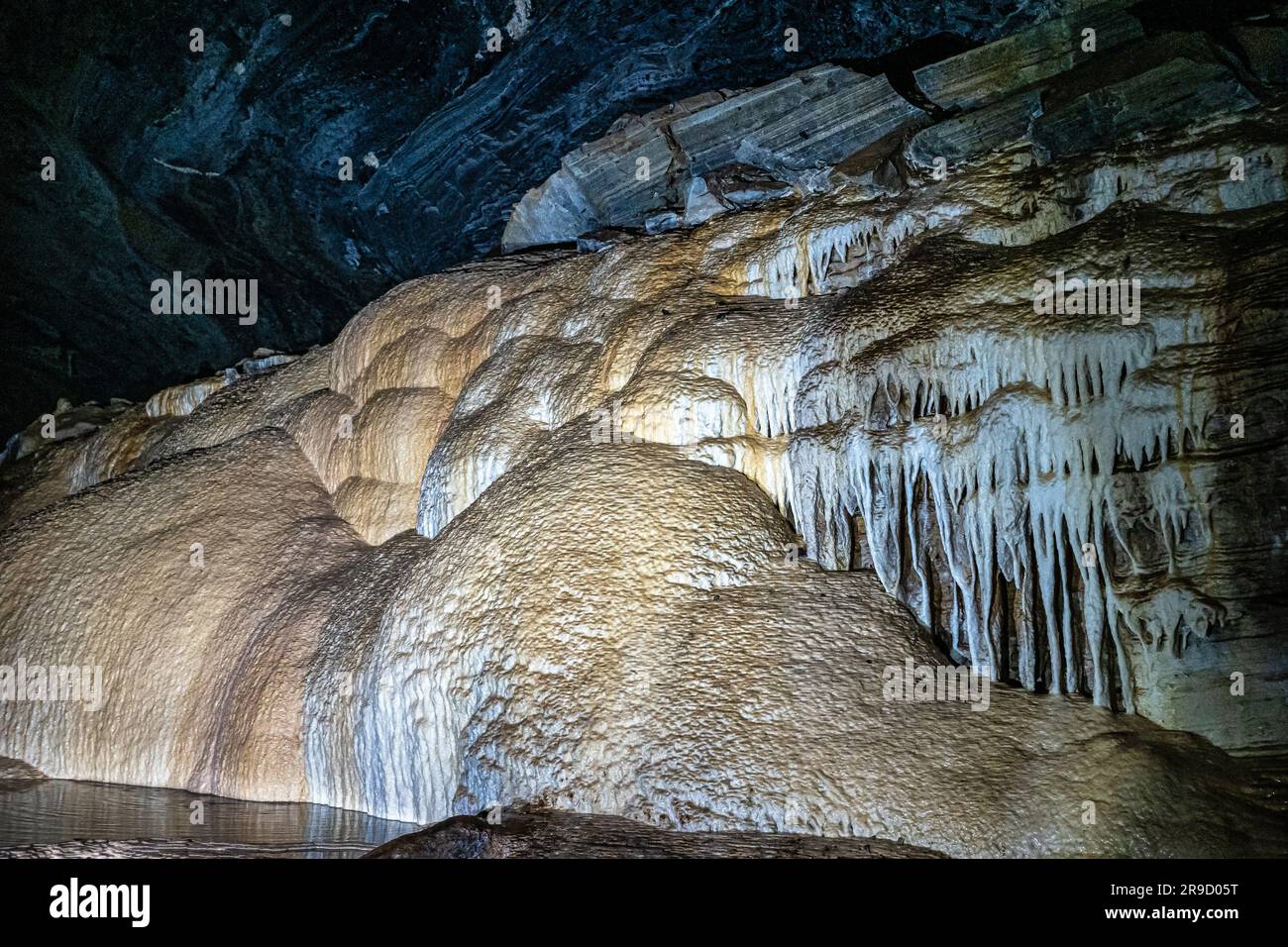 Limestone cave of stalactite and stalagmite formations, the Gruta da ...
