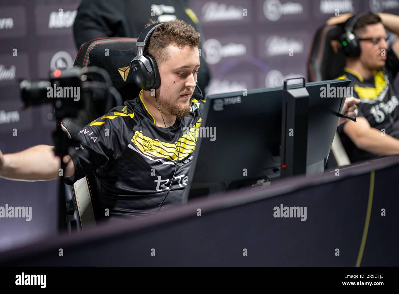 the players from the esport team vitality, in the BLAST Studio. In ...