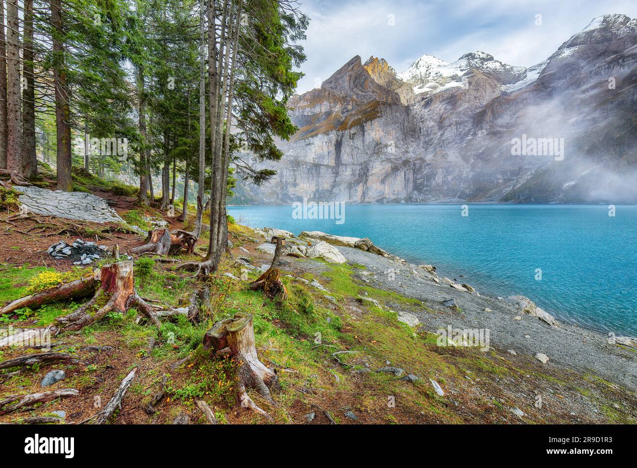 Incredible autumn view of Oeschinensee Lake. Scene of Swiss Alps with ...