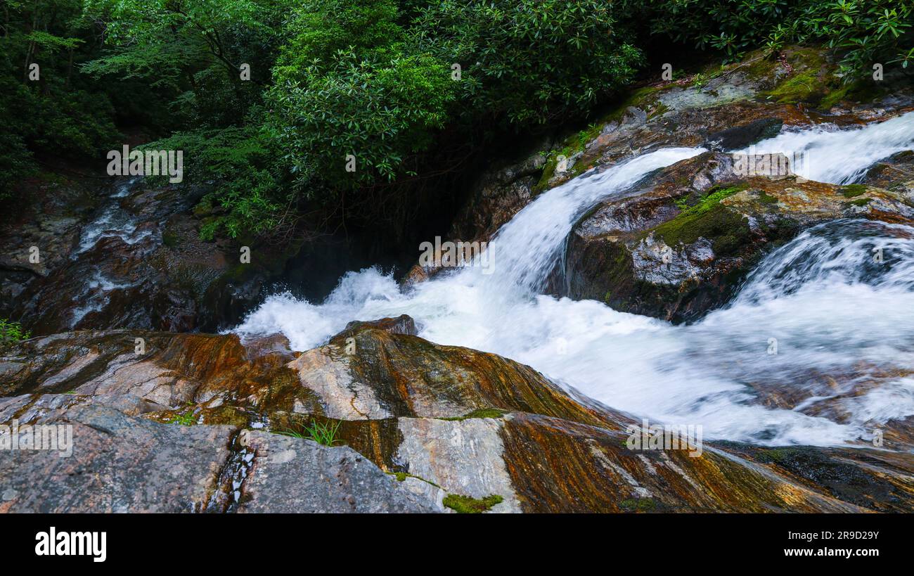 Blue ridge parkway features hi-res stock photography and images - Alamy