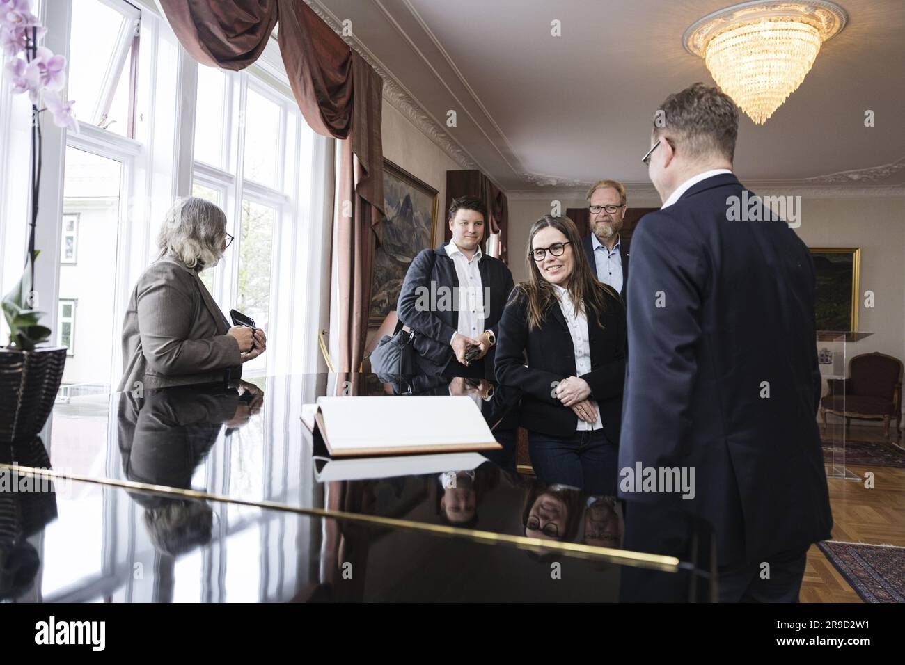 Reykjavik, Iceland. 25th June, 2023. New Finnish Prime Minister Petteri Orpo (R) signed a guest ...