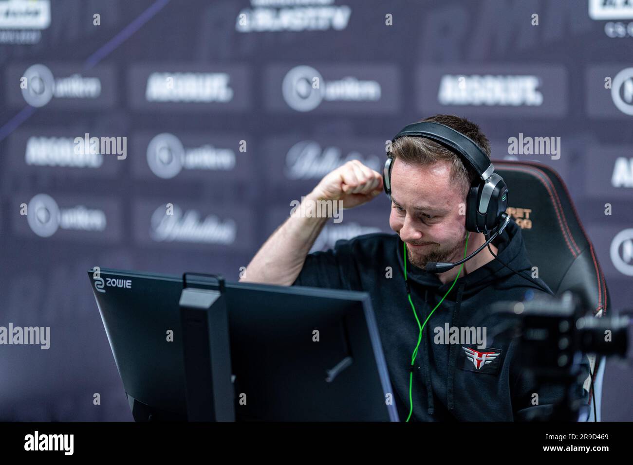 The players, from the team heroic. Trying to secure their spot, at the ...