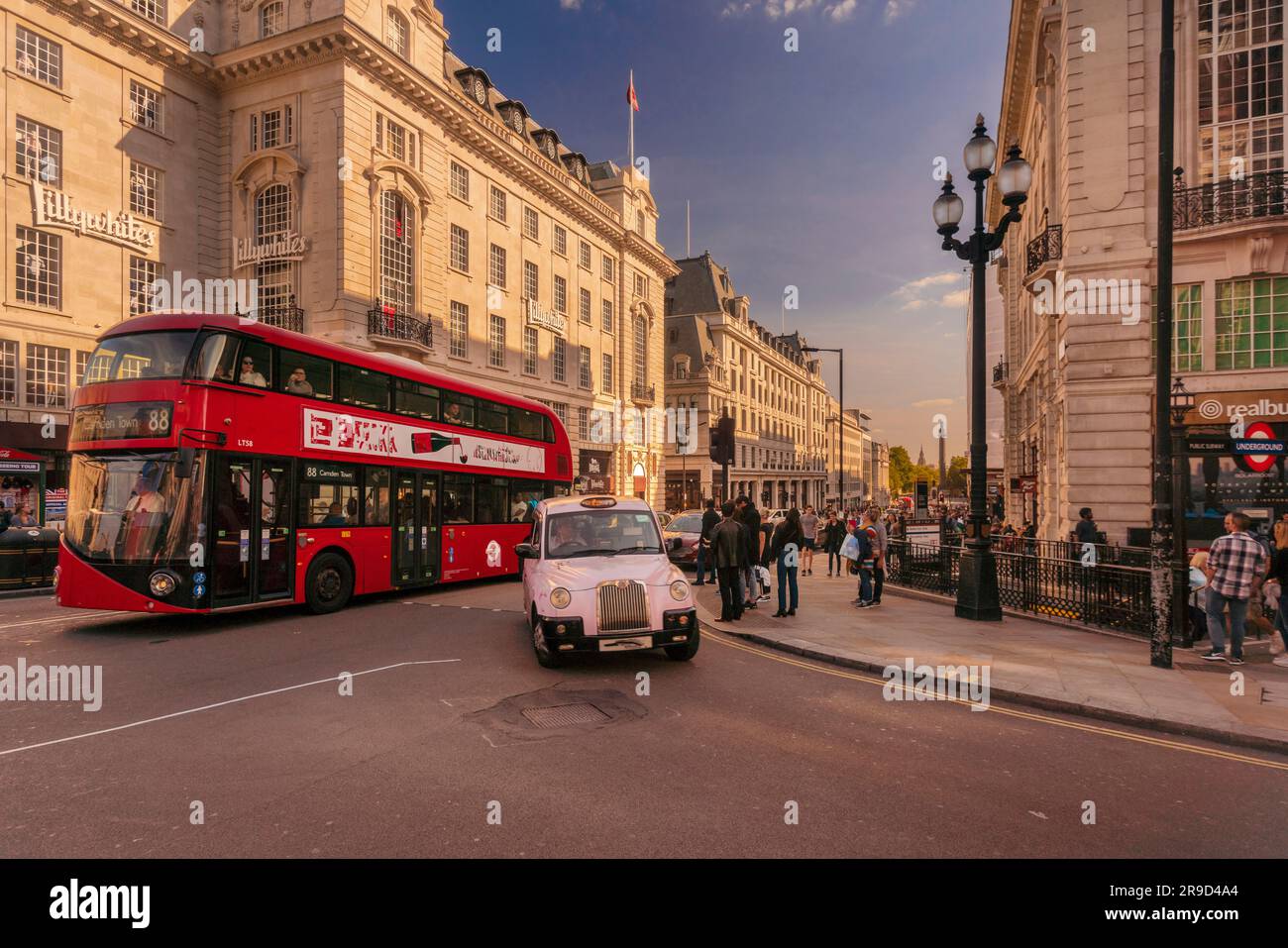 Piccadilly circus crossing with Regent street in the late afternoon Stock Photo - Alamy