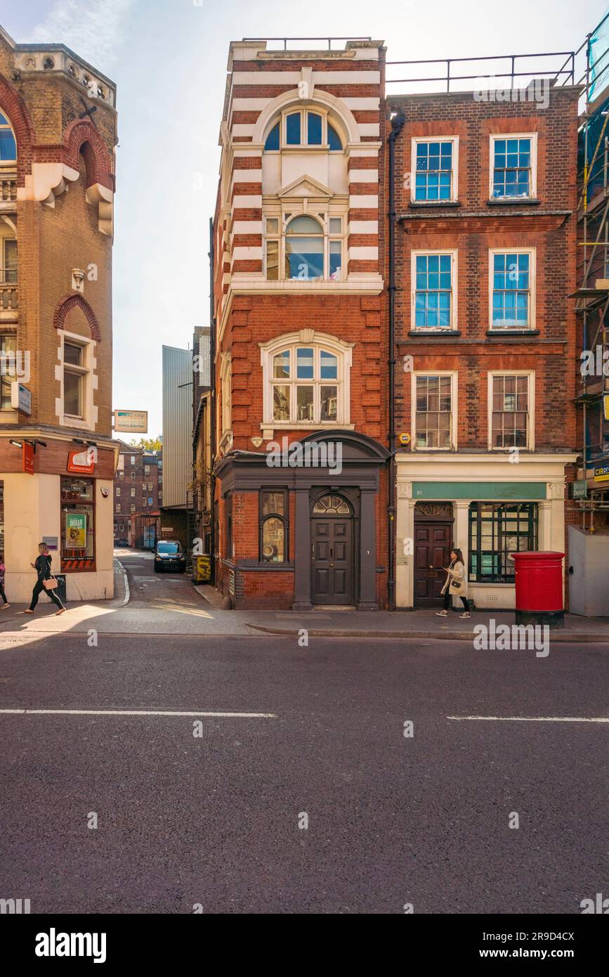 Borough high street historic buildings in a sunny day Stock Photo - Alamy