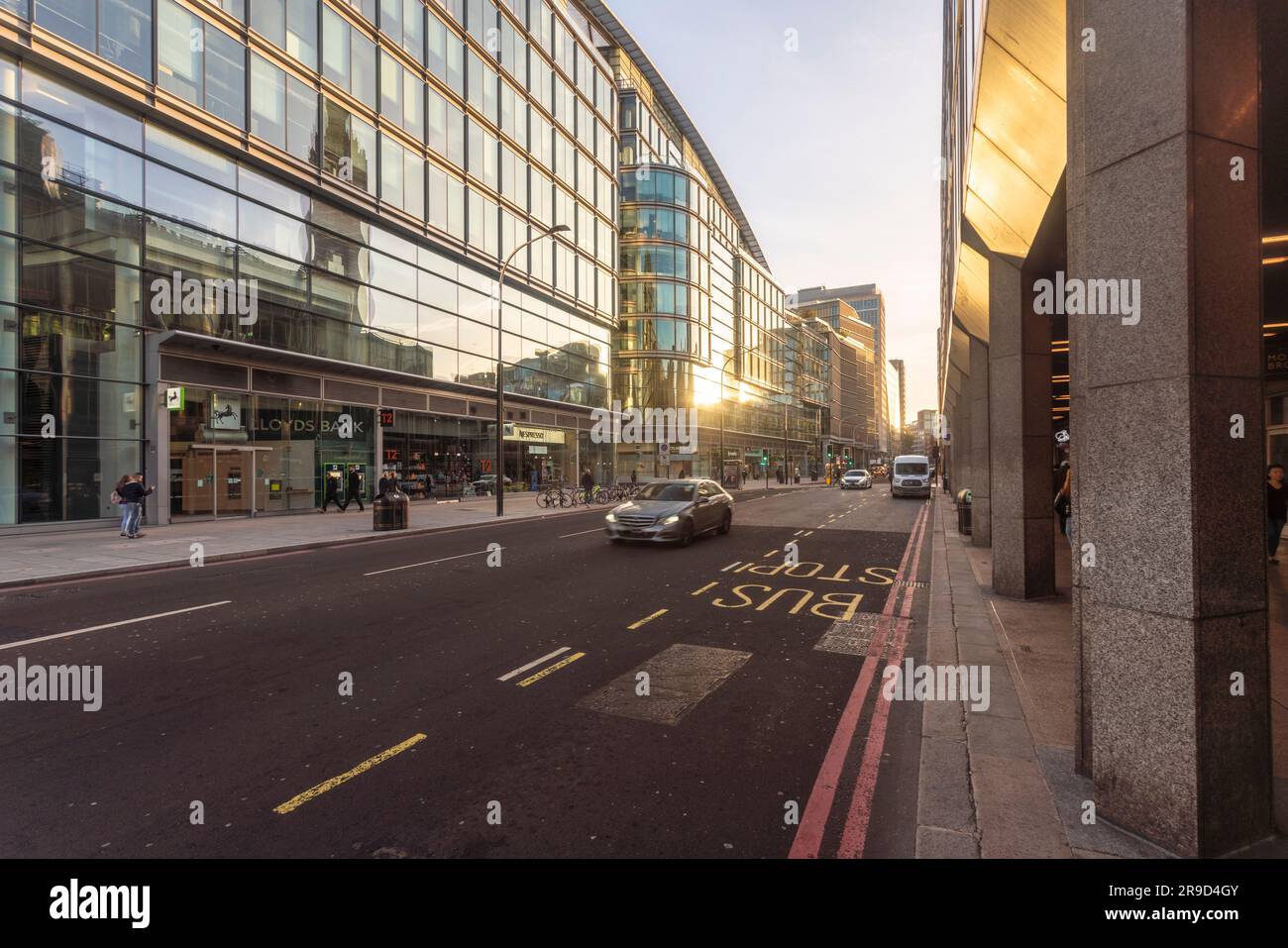 Victoria street london history hi-res stock photography and images - Alamy
