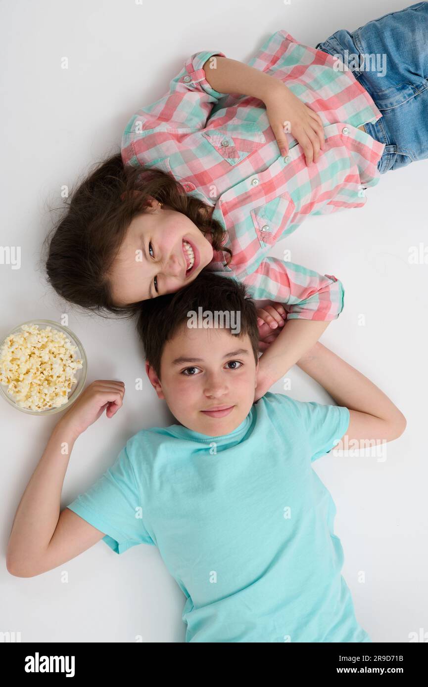 Popcorn Brother Eating Pum Pum at Wilfred Mccarty blog