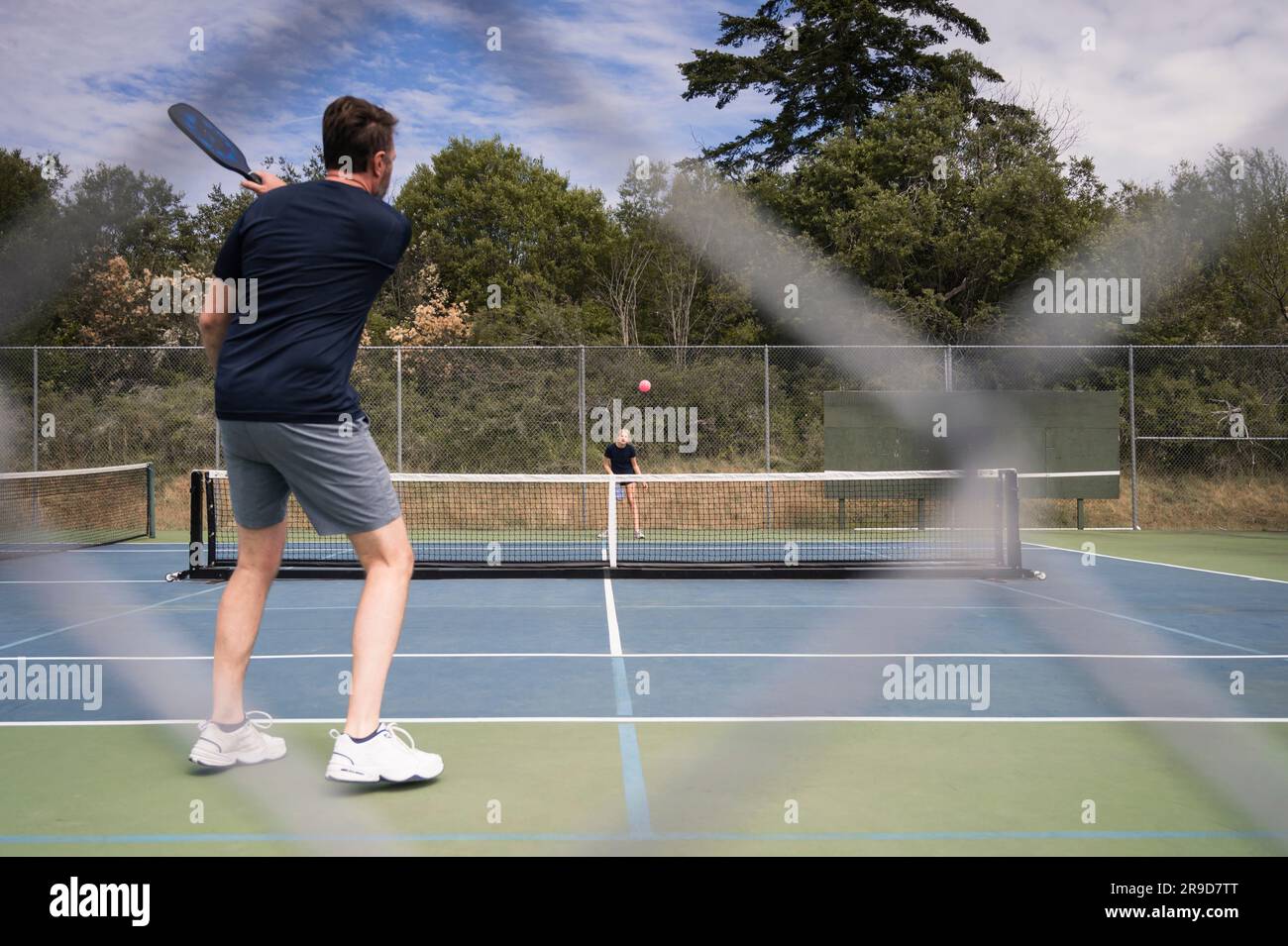 People playing pickleball hi-res stock photography and images - Alamy