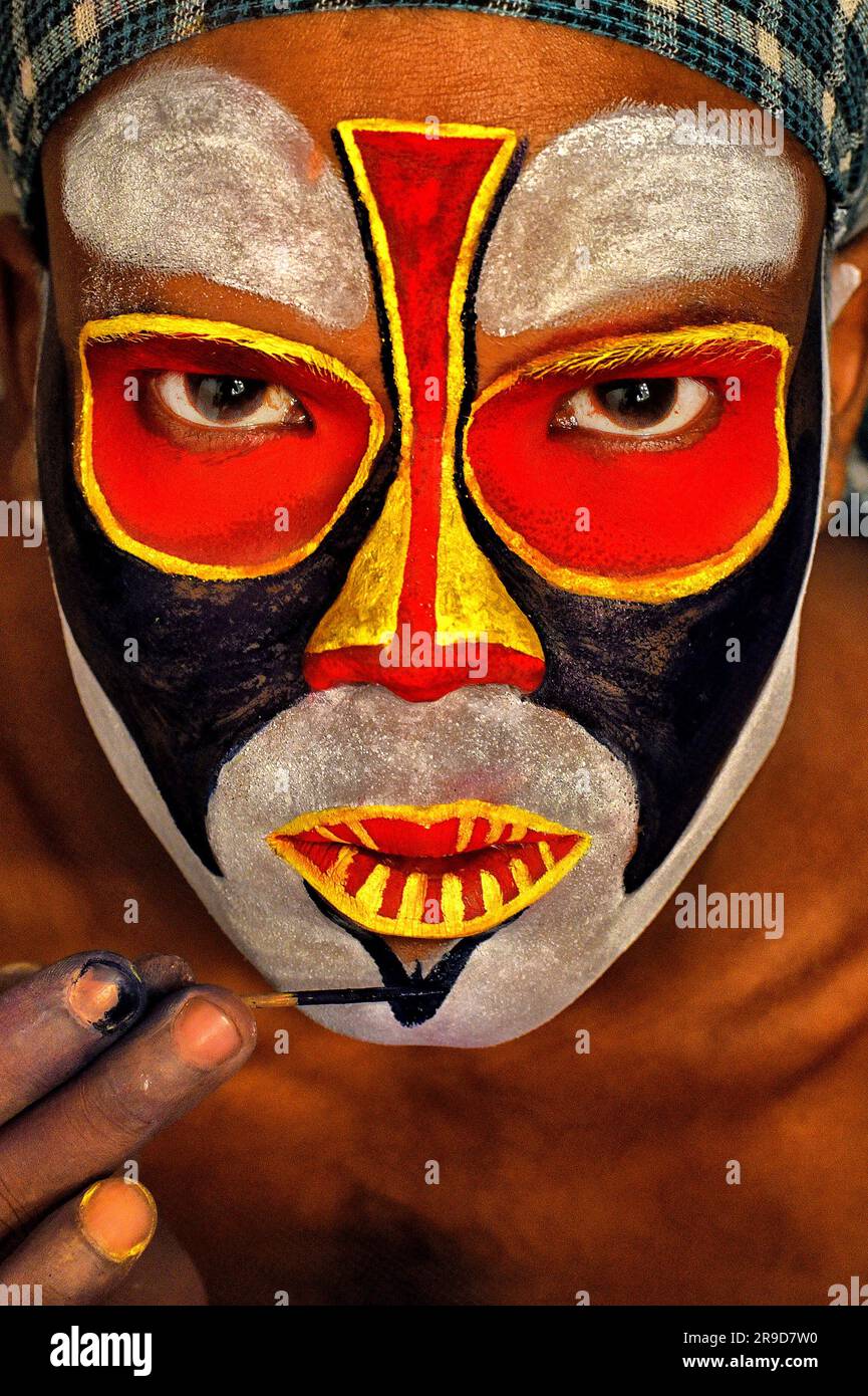 Kolkata, India. 25th June, 2023. An Artist with a face paint poses for ...