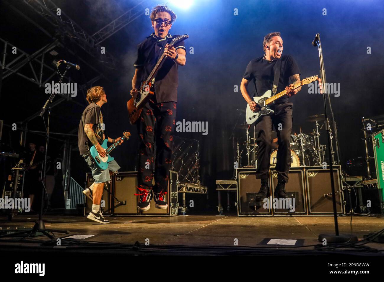 Pop group mcfly hi-res stock photography and images - Alamy