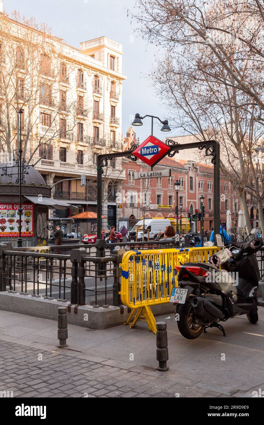 Berlin, Germany - FEB 17, 2022: Metro sign and logo at the entrance of ...