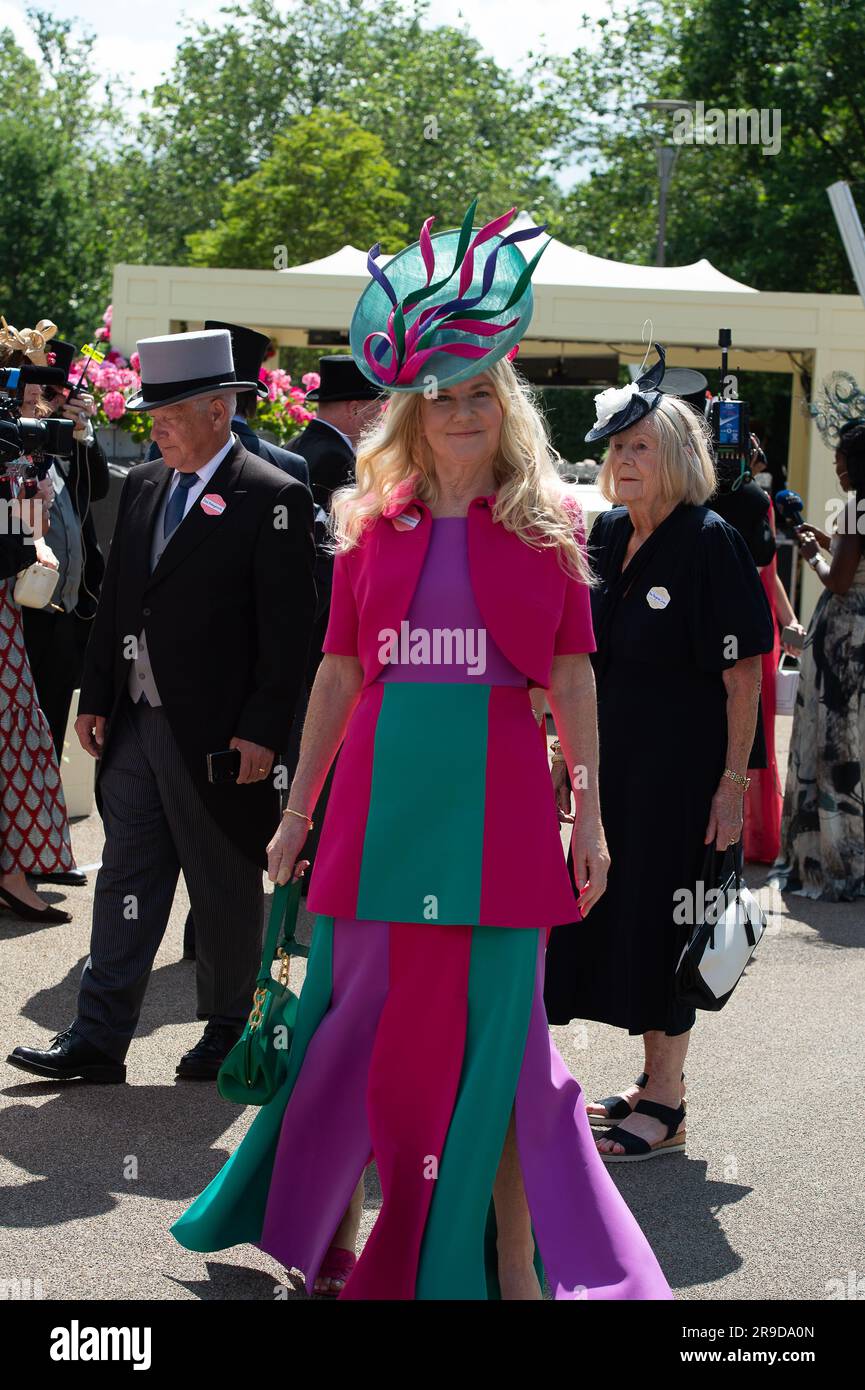 Ascot, Berkshire, UK. 21st June, 2023. Angela Huntinton wears a ...