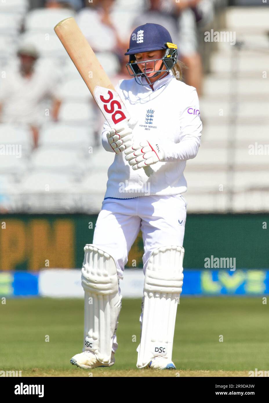 Women's ashes cricket hi-res stock photography and images - Alamy