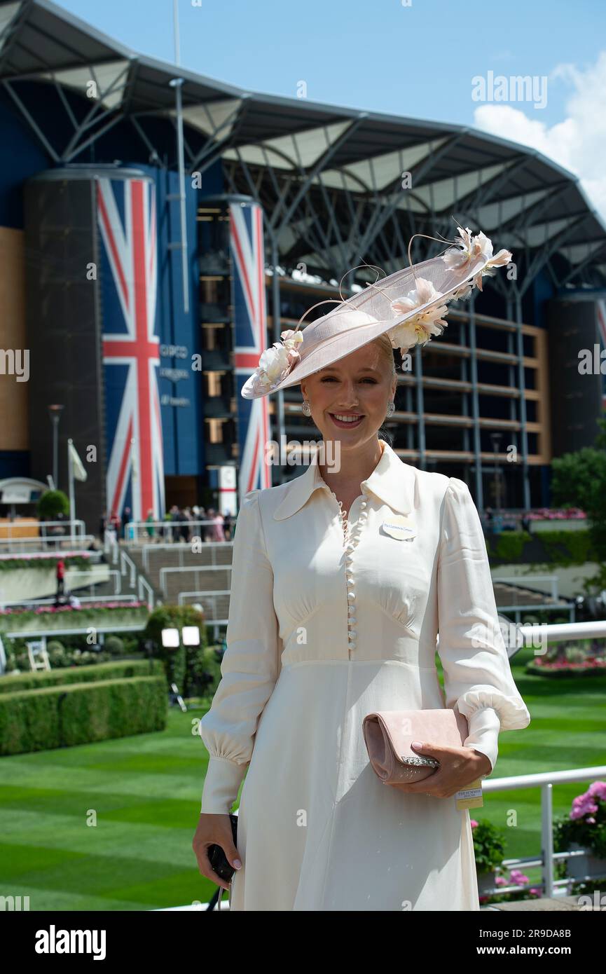 Leonora smee hi-res stock photography and images - Alamy