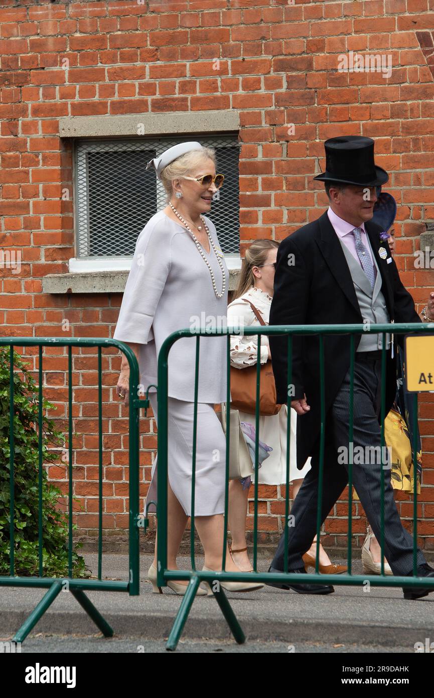 Princess michael kent on horse hi-res stock photography and images - Alamy