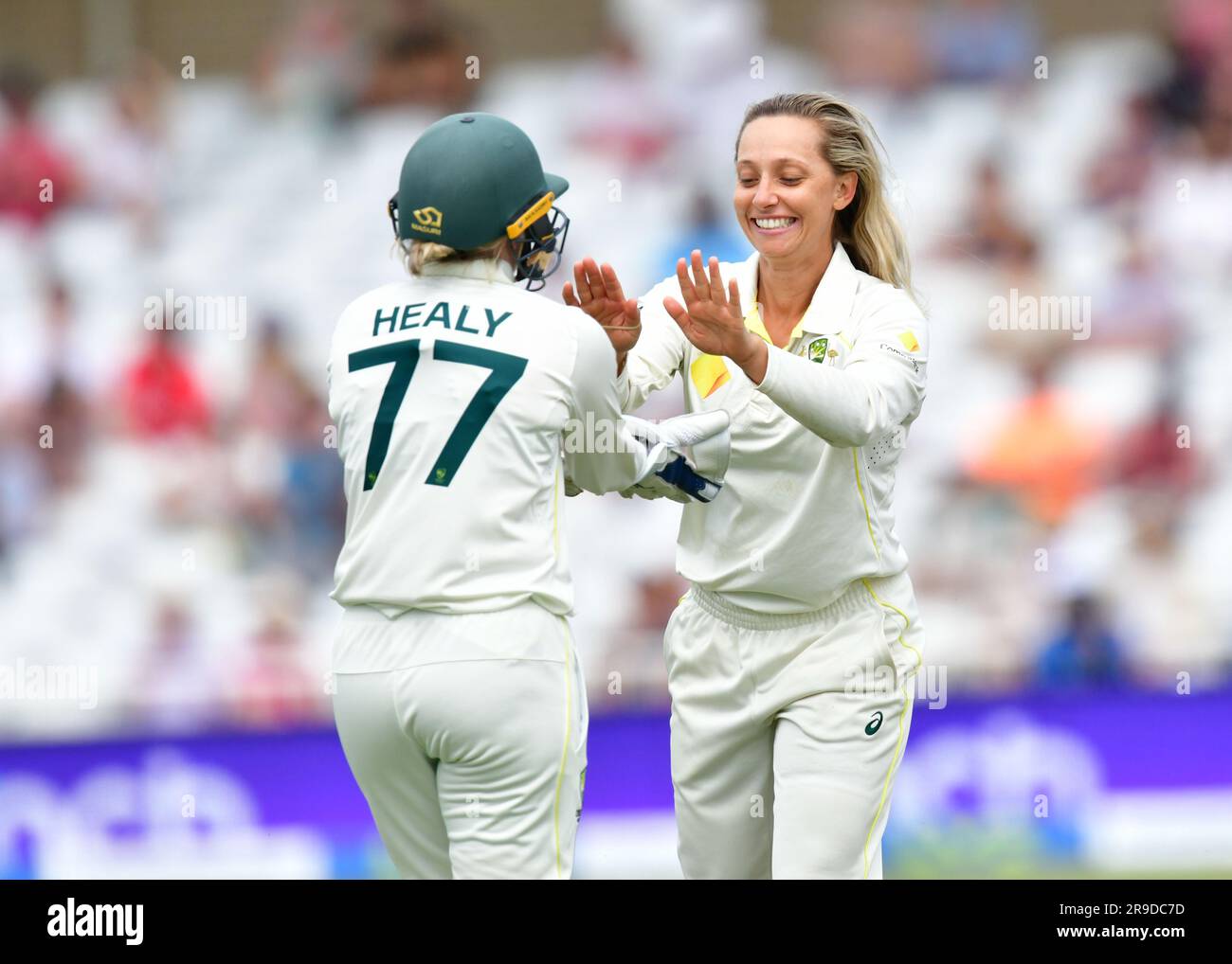 Amy Jones Popeye Wife