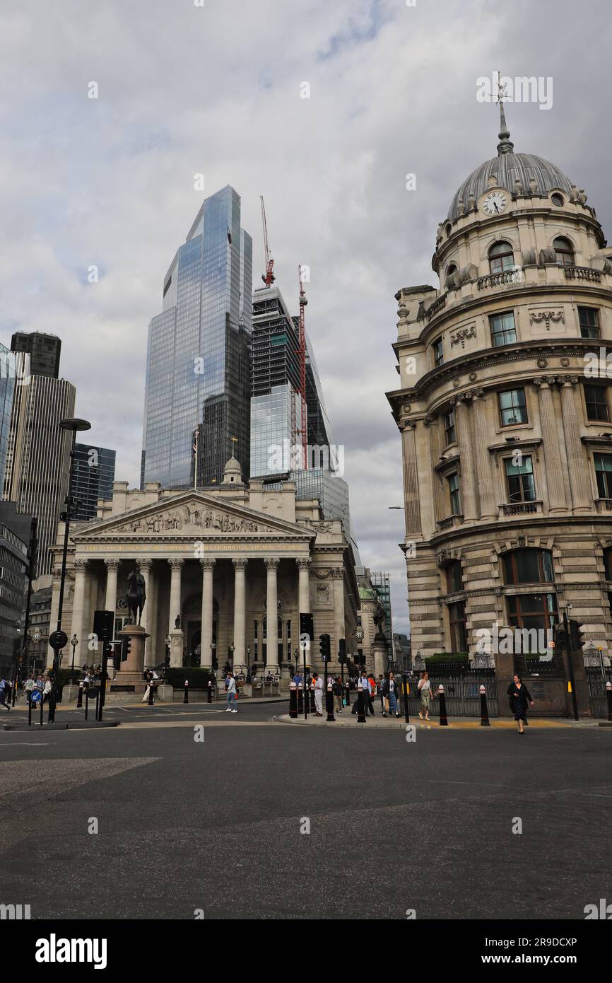 22 bishopsgate exterior hi-res stock photography and images - Alamy