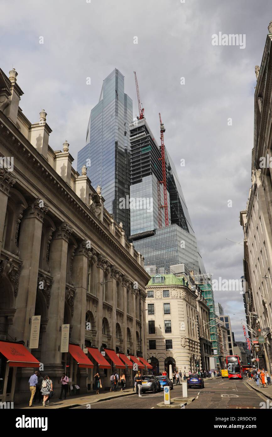 22 Bishopsgate and 8 Bishopsgate under construction viewed from ...