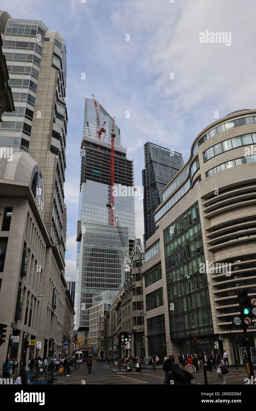 22 Bishopsgate and 8 Bishopsgate under construction viewed from ...