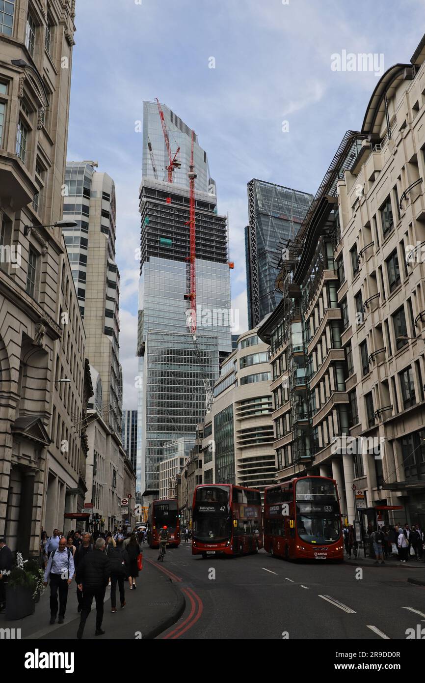 22 Bishopsgate and 8 Bishopsgate under construction viewed from ...