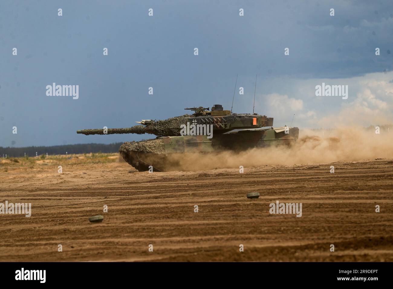 A Germany army Main battle tank Leopard 2A6 takes part in the ...
