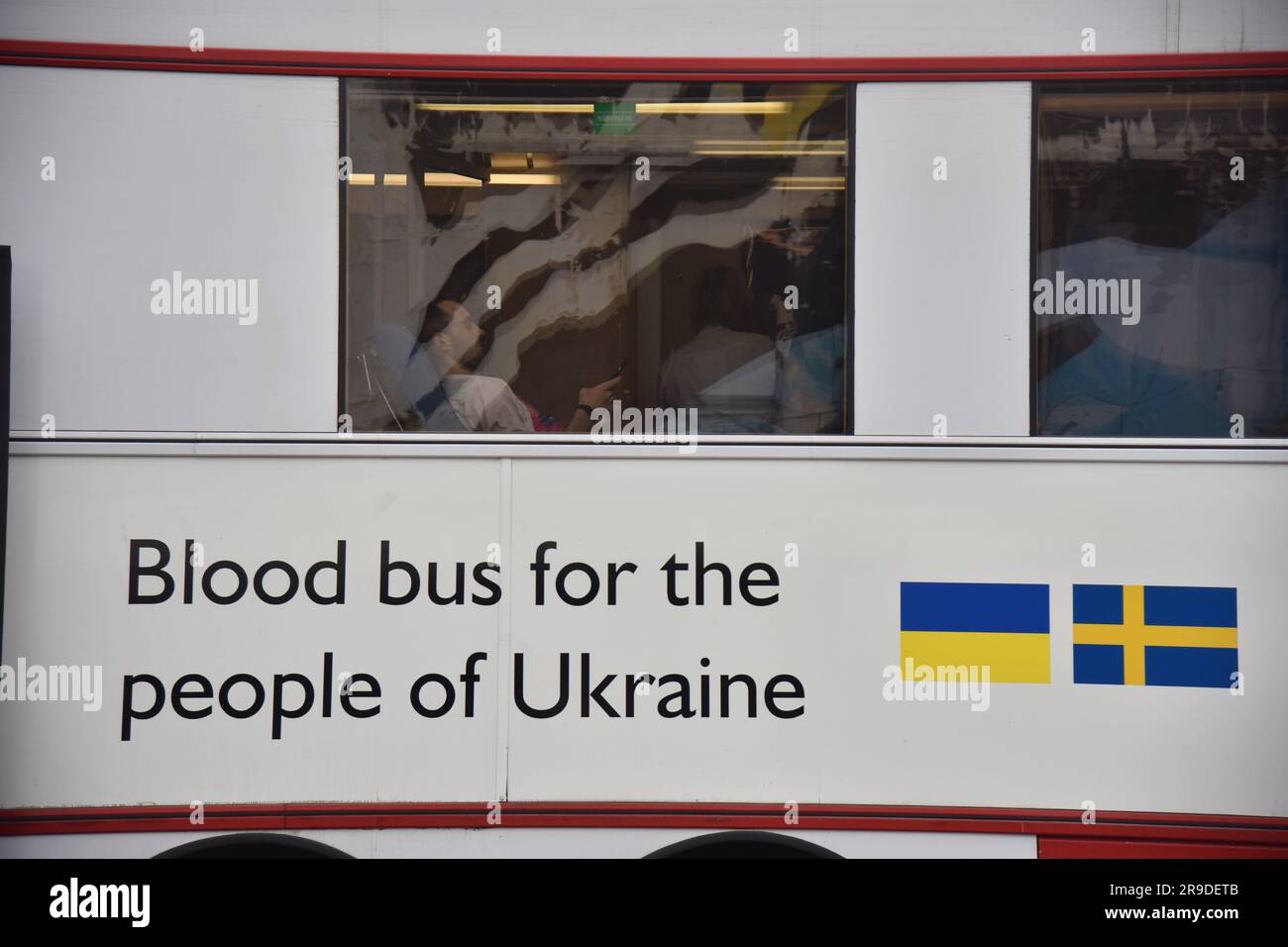 405 bus hi-res stock photography and images - Alamy