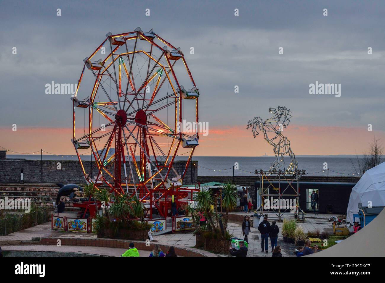 Banksy's Dismaland - Ferris Wheel & Scaffold Horse by Ben Long Stock ...