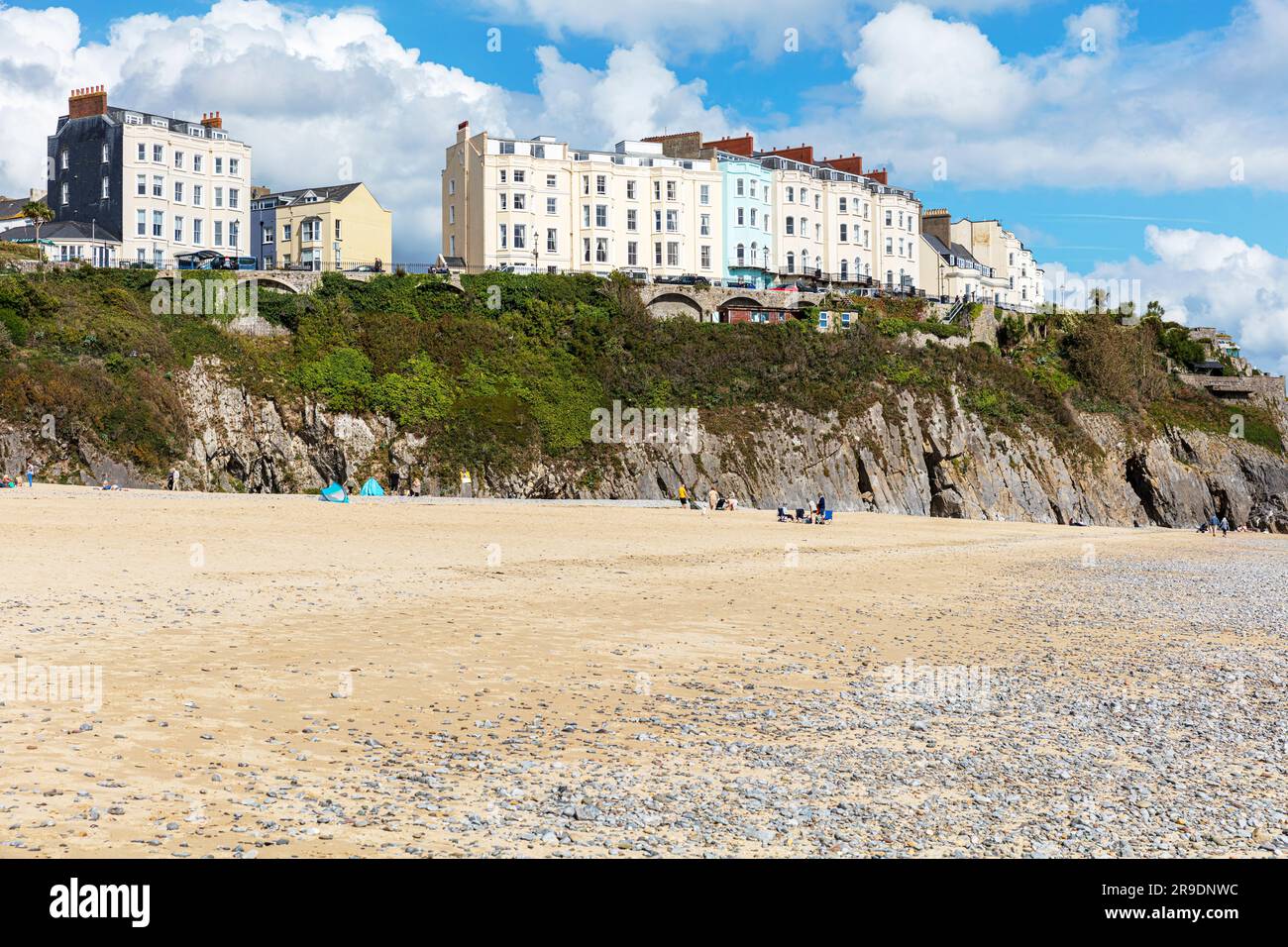 Tenby, Pembrokeshire, Wales, Tenby South Beach And St Catherines Island ...