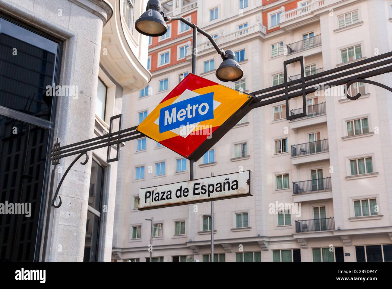 Madrid, Spain - FEB 16, 2022: Metro sign and logo at the entrance of ...