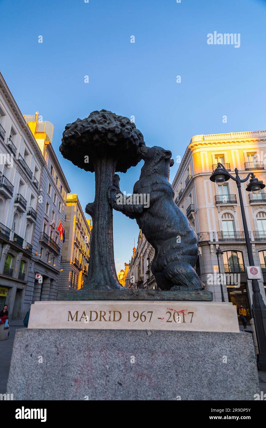 Madrid, Spain - FEB 17, 2022: The Statue of the Bear and the Strawberry ...