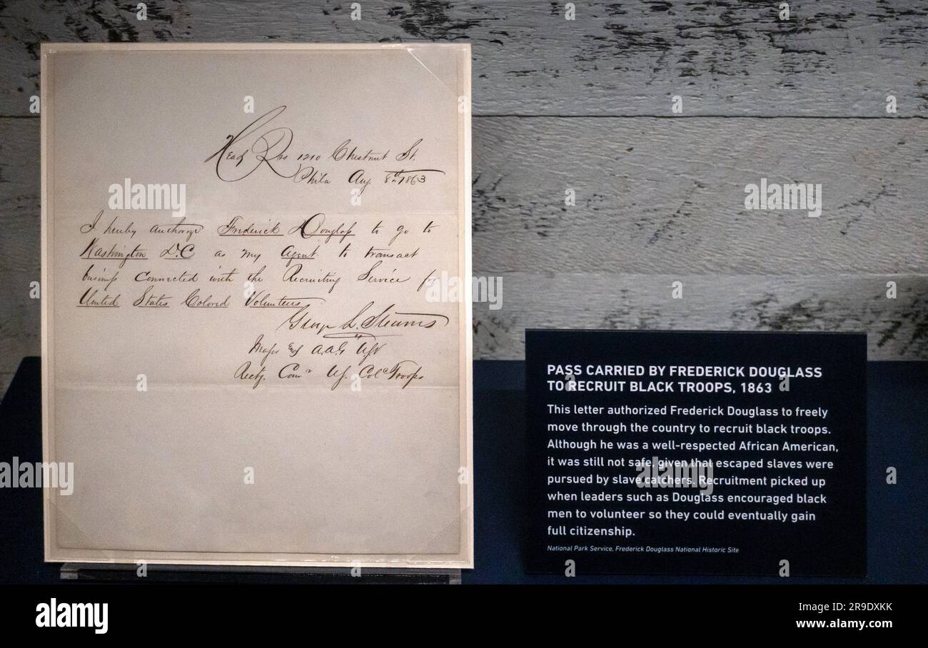 Smithsonian institution african hi-res stock photography and images - Alamy