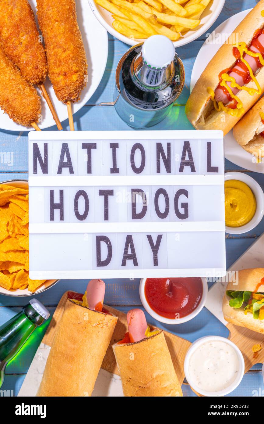 National Hot Dogs day background, hotdog summer party festival foods ...