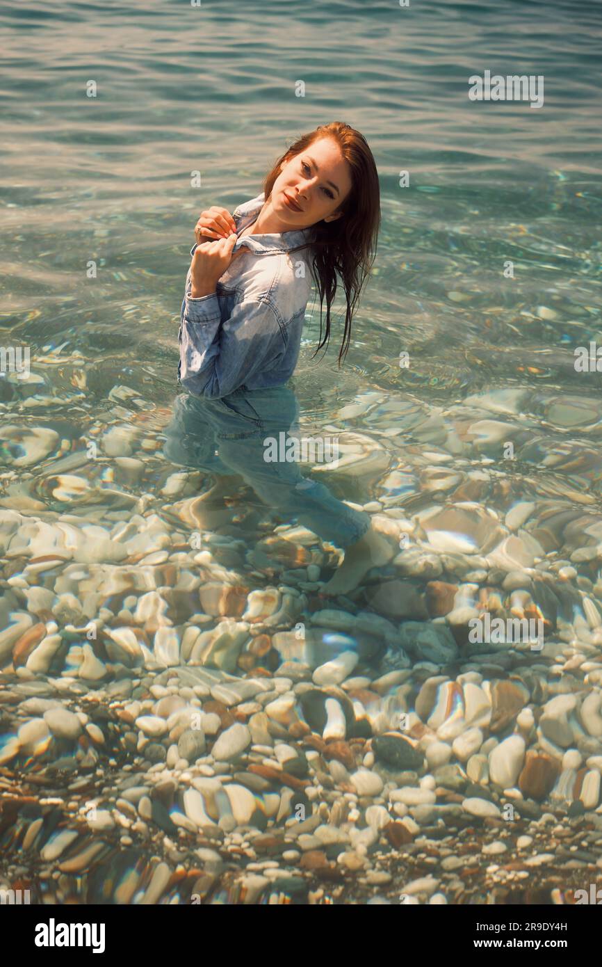 Chest and see the lens hi-res stock photography and images - Alamy