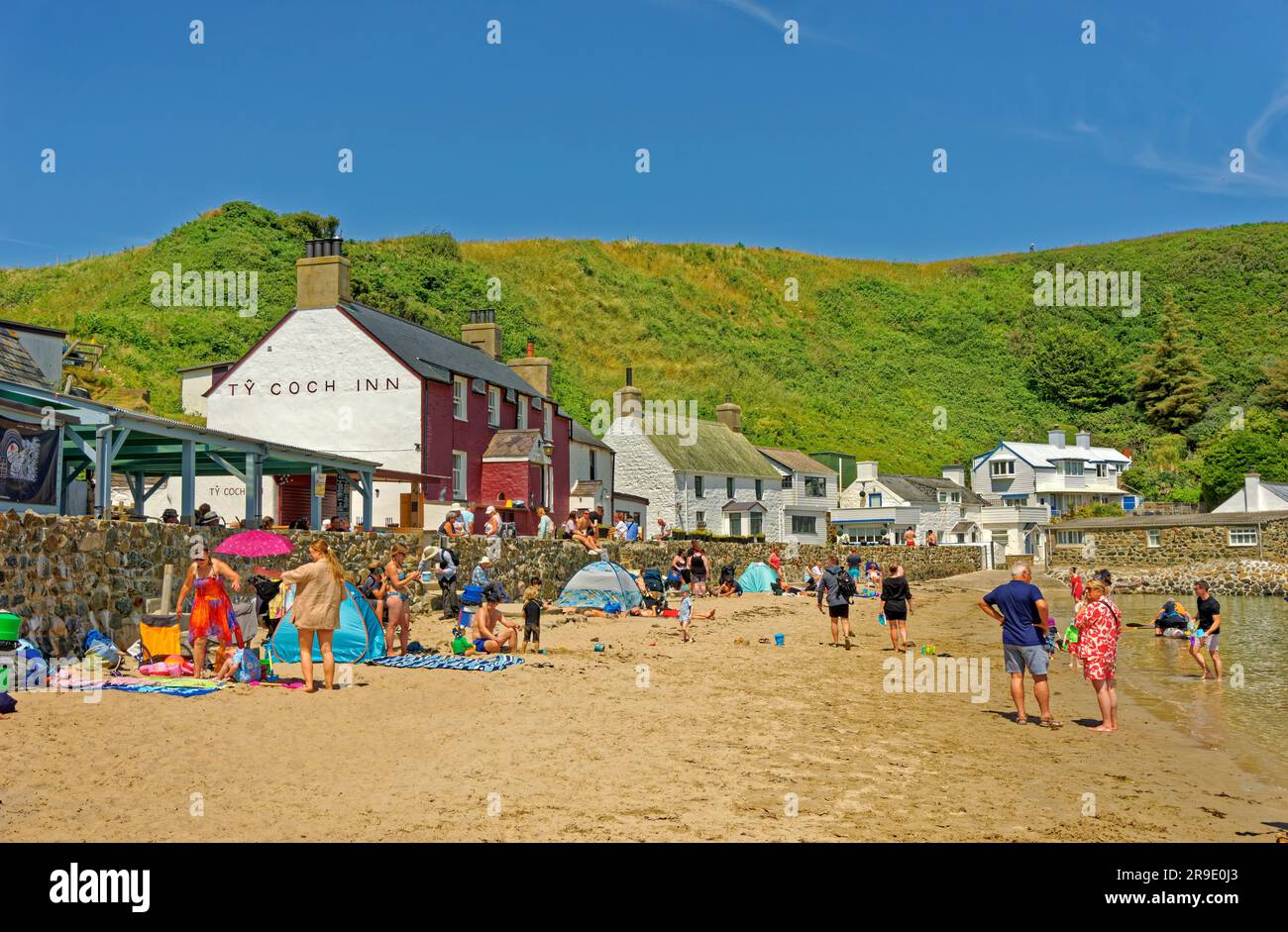 Porthdinllaen village on the Llyn or Lleyn Peninsula in Gwynedd, North ...