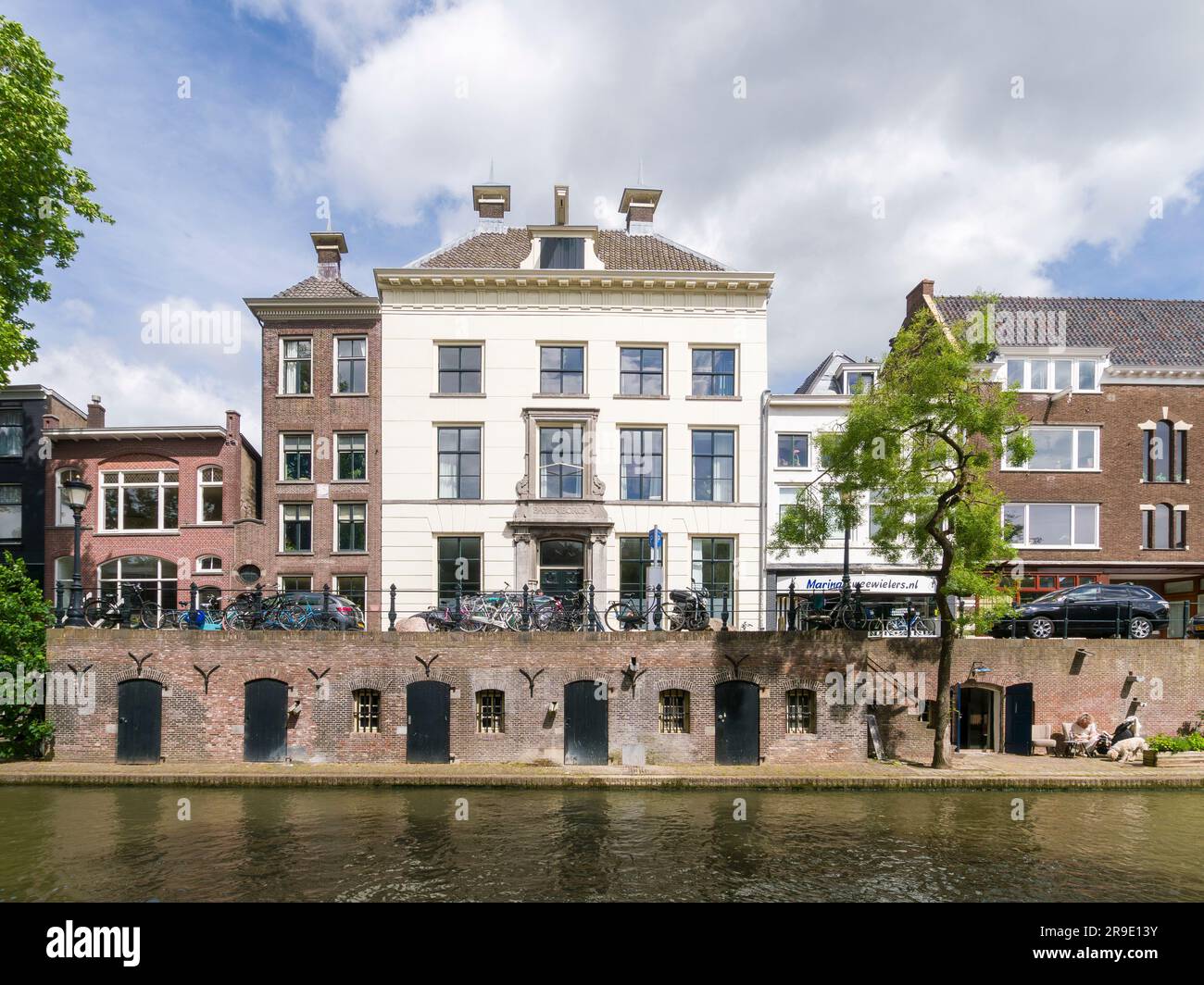 The Oudegracht (Old Canal) through the historic inner city of Utrecht ...