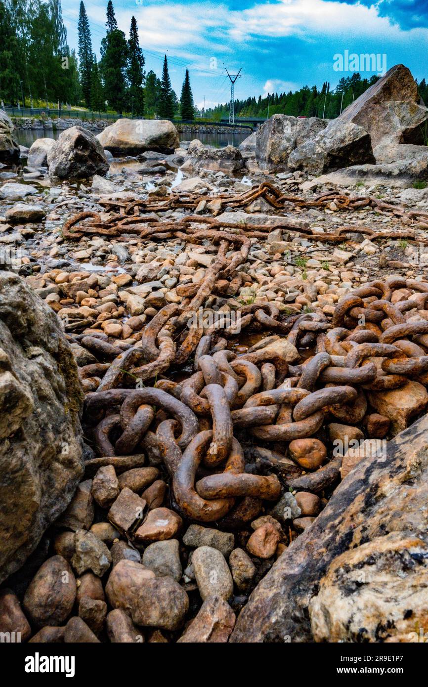 Chain of rocks hi-res stock photography and images - Alamy