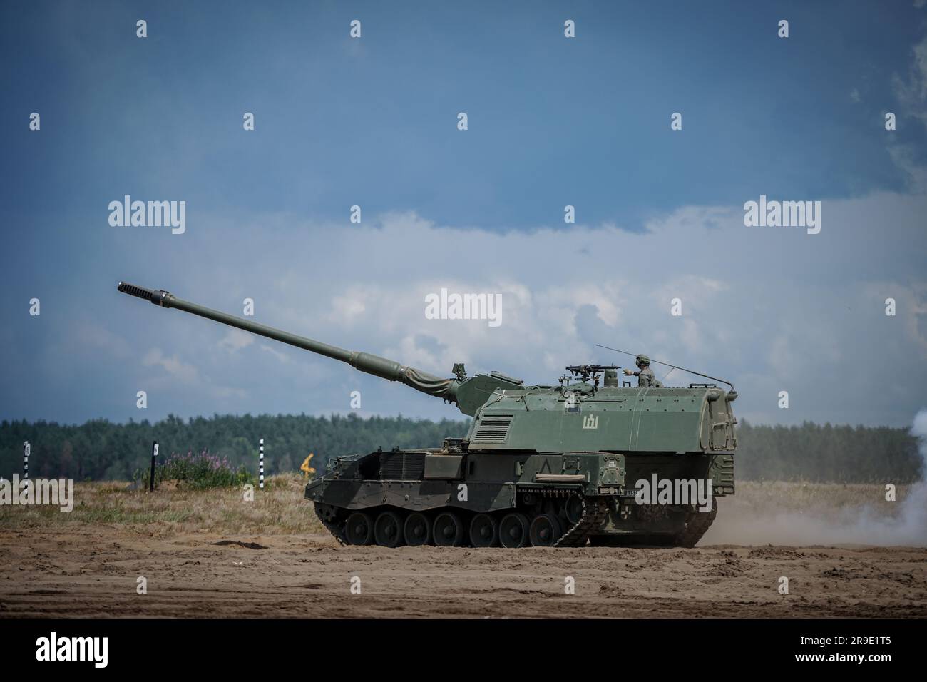 Vilnius, Lithuania. 26th June, 2023. The self-propelled howitzer 2000 ...