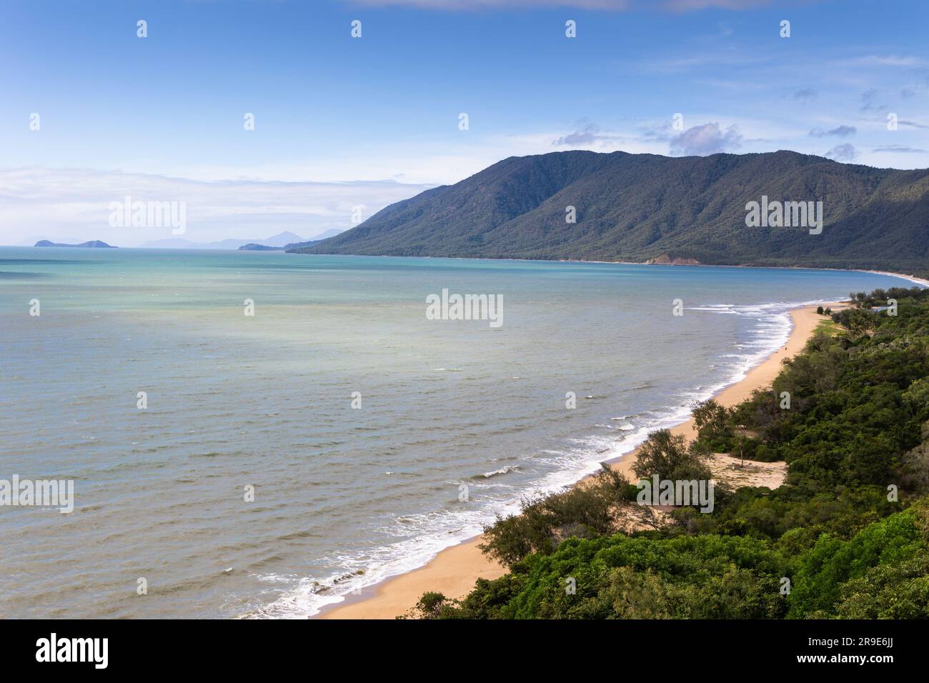 Rex lookout port douglas australia hi-res stock photography and images ...