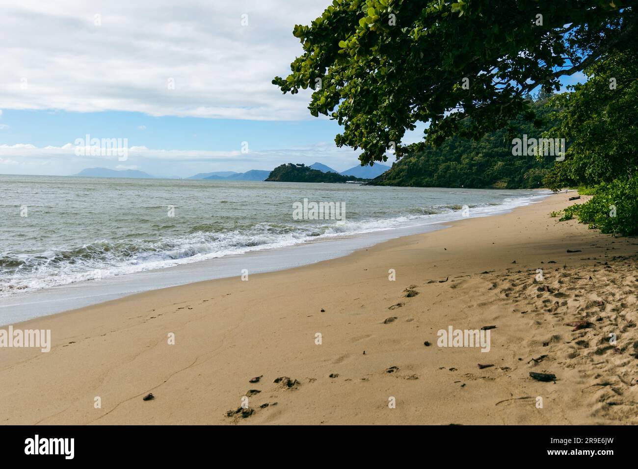 Trinity Beach is a coastal suburb of Cairns in the Cairns Region ...