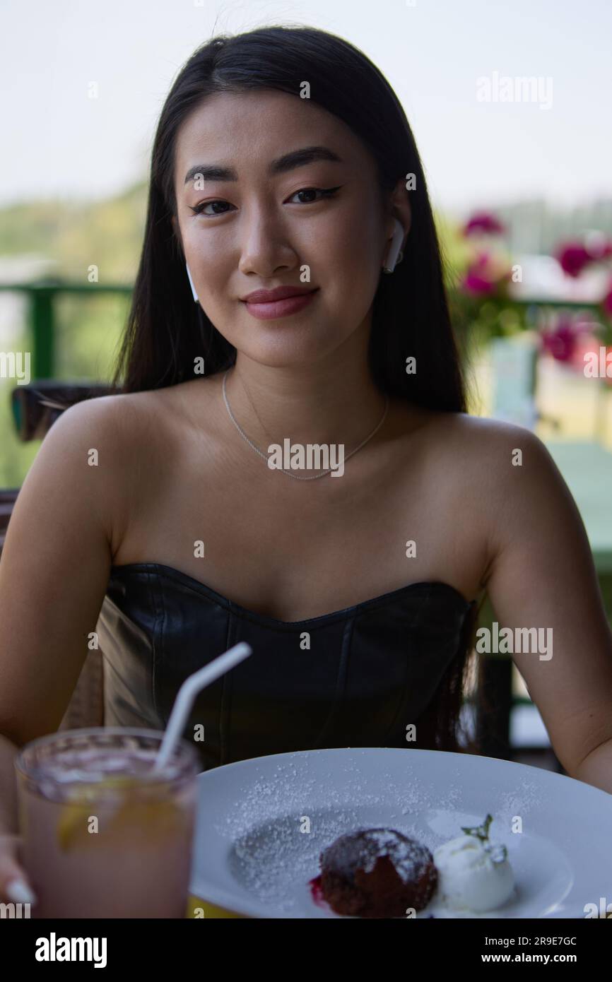 Woman enjoying chocolate ice hi-res stock photography and images - Alamy