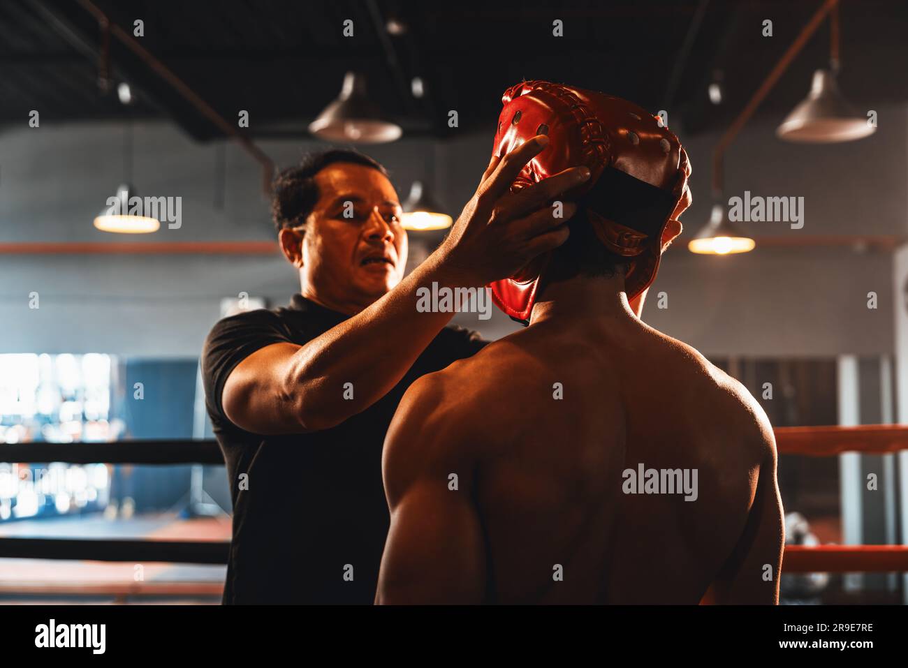 Referee explain rules and make preparation before give signal for the ...