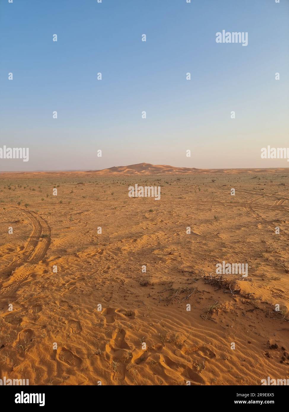 Hot sun saudi arabia hi-res stock photography and images - Alamy