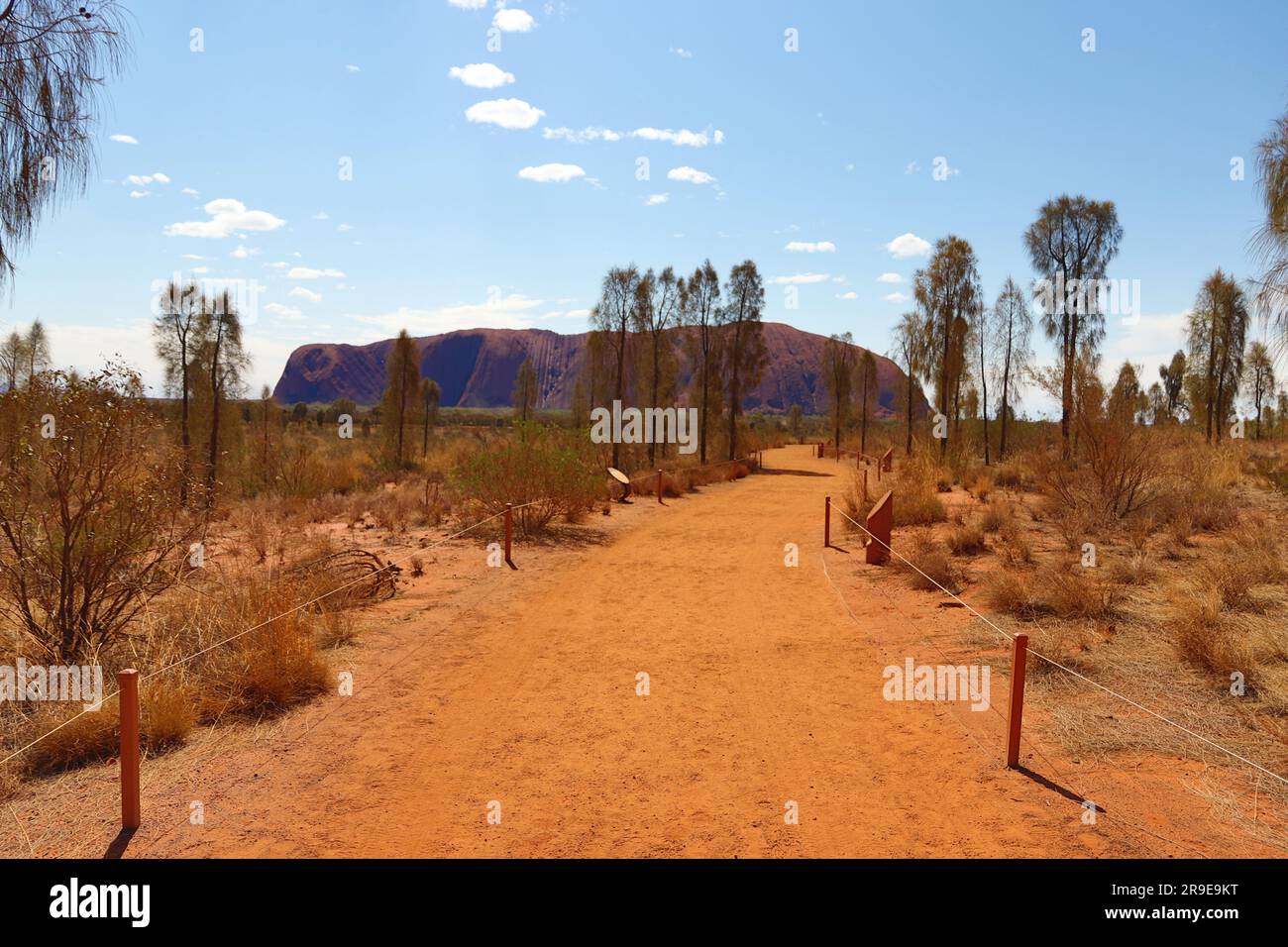 Discover ayers rock hi-res stock photography and images - Alamy