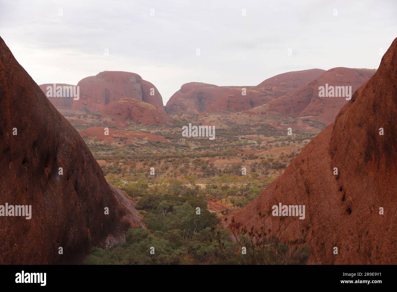 Discover ayers rock hi-res stock photography and images - Alamy
