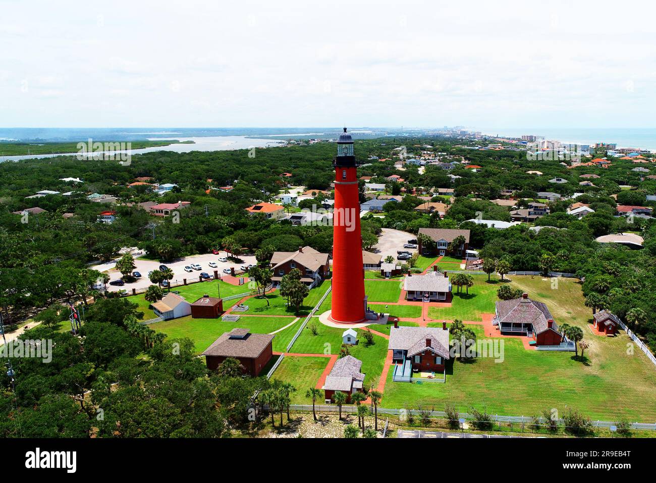 The Ponce de Leon Inlet Light is a lighthouse and museum located at ...