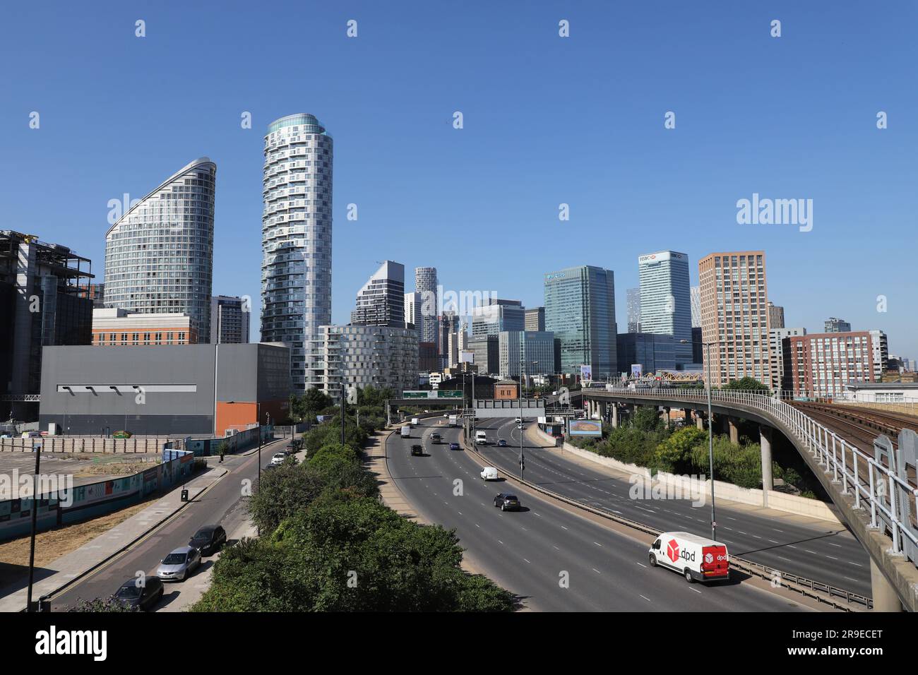 Aspen way docklands hi-res stock photography and images - Alamy